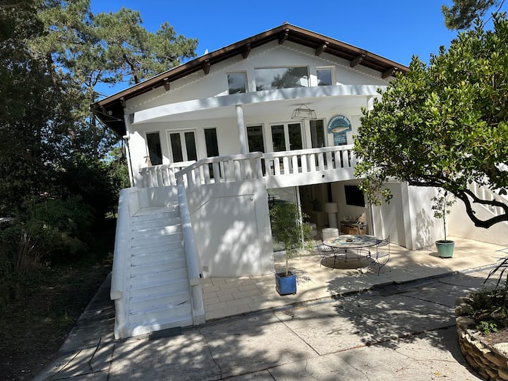 Chambre Anna Partagée Dans Une Villa Avec Piscine - Cap Ferret