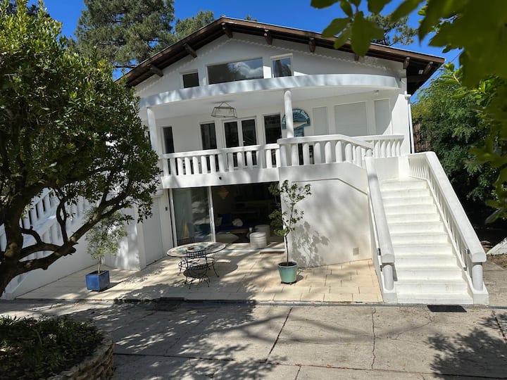 Chambre Pierre Partagée Dans Villa Avec Piscine - Cap Ferret