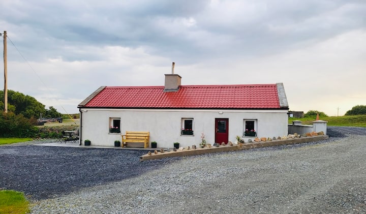 The Red Cottage Perfect Connemara Retreat - Clifden