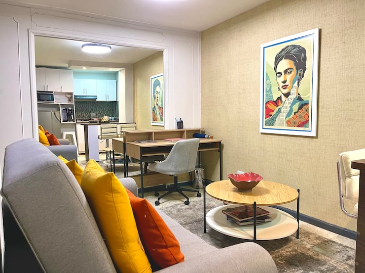 ¡Nuevo! Suit En Granada Con Balcón+lavandería+wifi - Calima