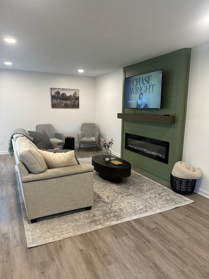 Brand New - 4 Bedroom Home - 蒙夕