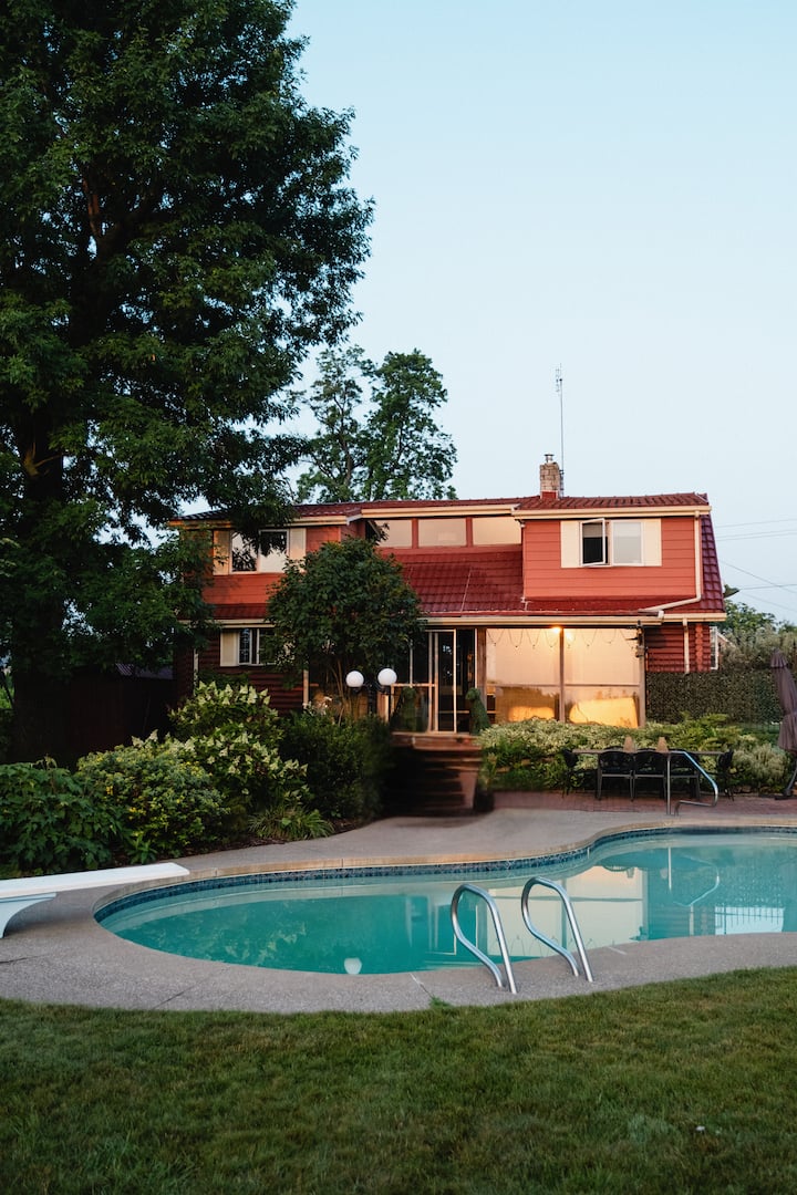 The Farmhouse – Pool, Orchards, Dog-friendly - 나이아가라온더레이크