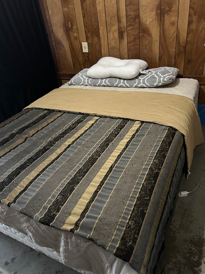 Big Bedroom That Sleeps 3! - Murfreesboro, TN