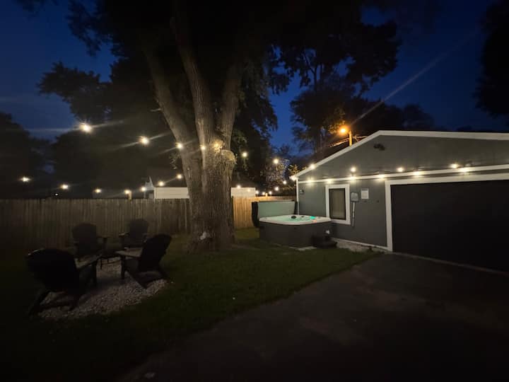 Brand New! Sobro 2 Bed/bath/hot Tub, Firepit, Wifi - Indianapolis, IN