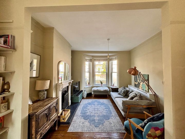 Charming Hackney Family Home, Two Double Rooms - City of London