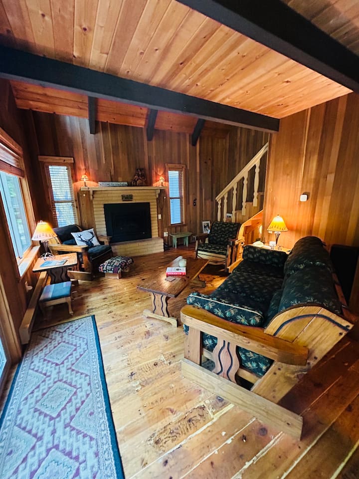 The Glacier Hideaway - Glacier, WA