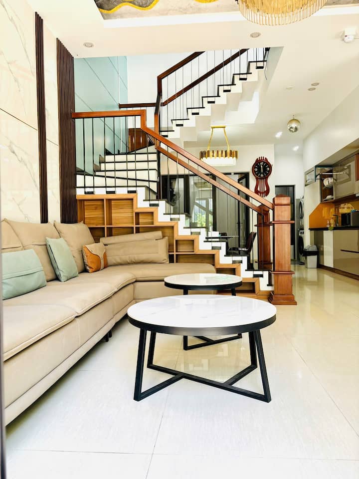 Sunrise Homestay With 4br - Provincia de Đà Nẵng, Vietnam