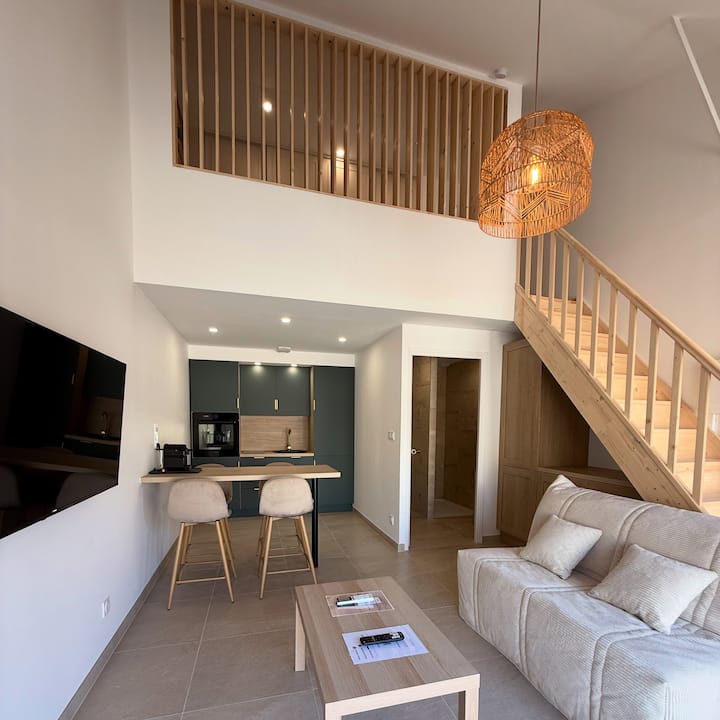 Petite Maison Neuve Avec Mezzanine - Angers