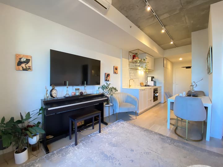 20 Min Drive To Cbd! Close To Shops & Train. - Melbourne