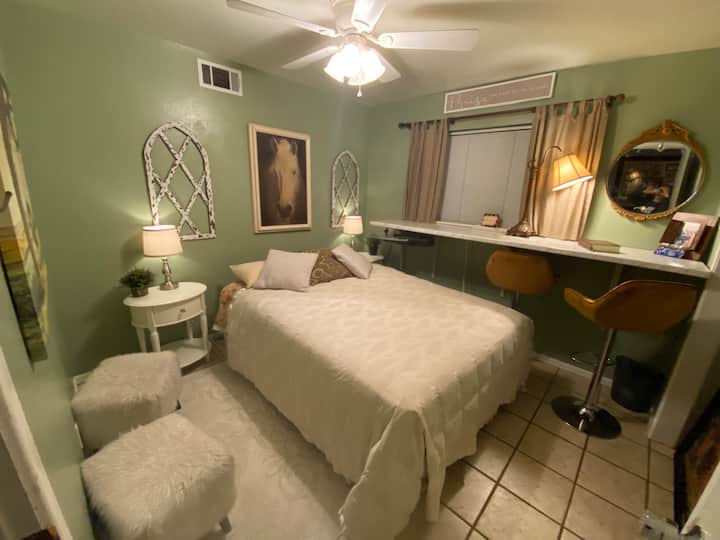 The Victory Room Of Hurst. - Bedford, TX