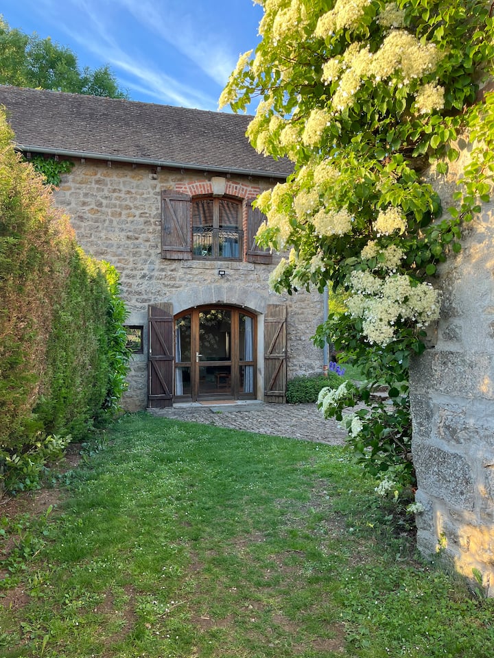 Gîte Indépendant 7 Personnes « Pomona » - Sully