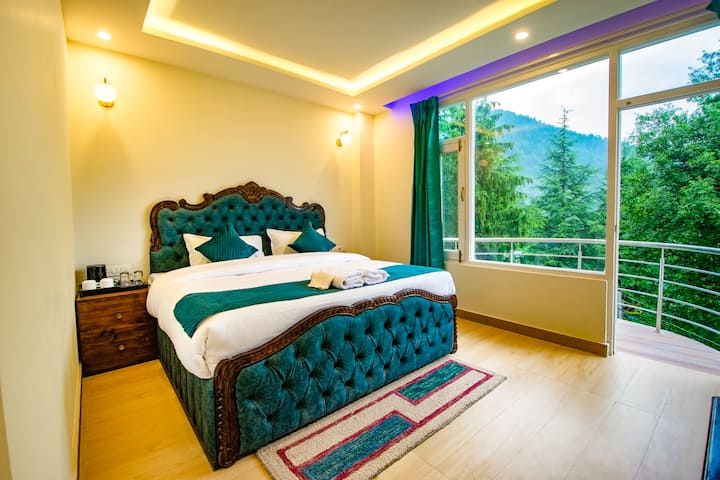 Super Deluxe Rooms With Mountain View - Manali