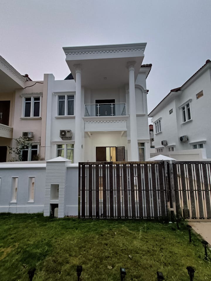 Villa Palazzo Garden C119 - Batam