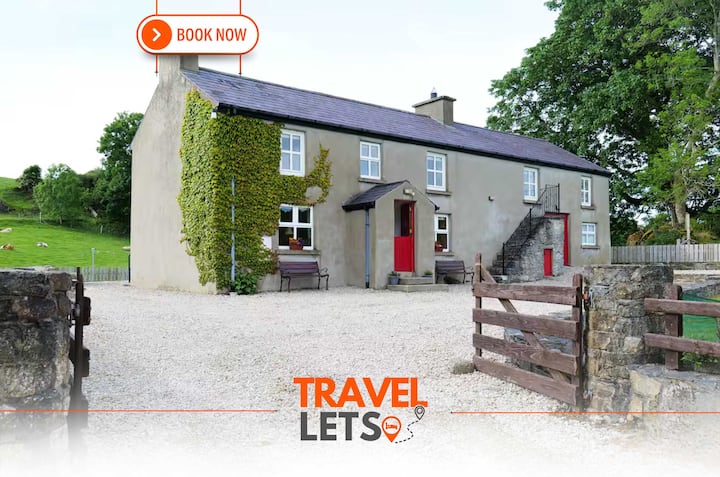 Quiet Country Farmhouse, Sleeps 12 - Dunfanaghy