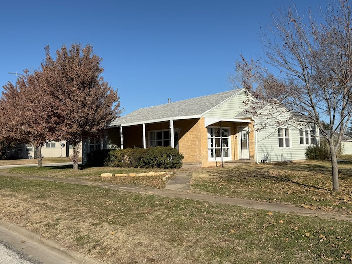 The Banker’s House - Wilson Lake, KS