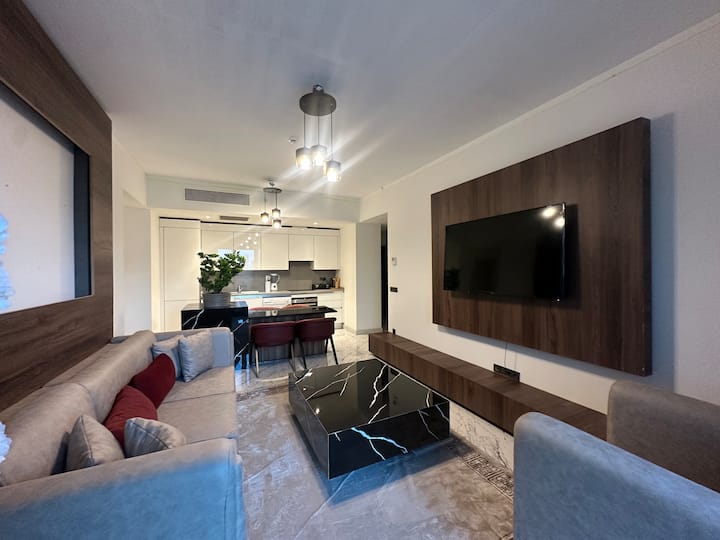 Luxury Family-balcony Apt - イスタンブール