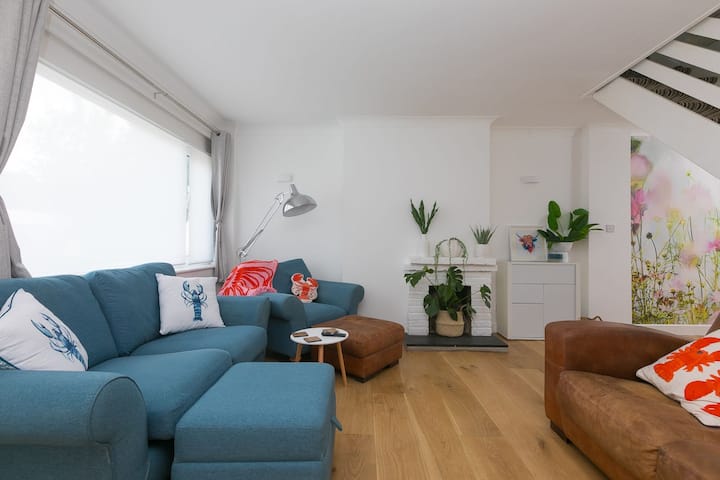 Pebble - Holiday Home With Parking - Carbis Bay