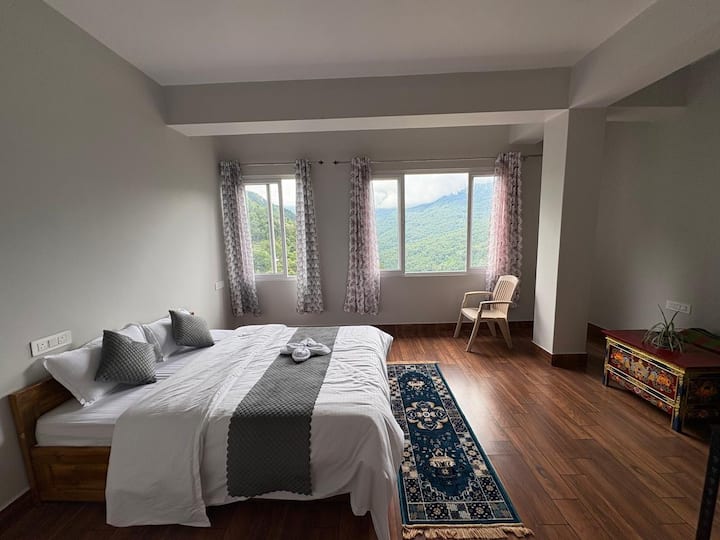 The Highlanders Homestay - Gangtok