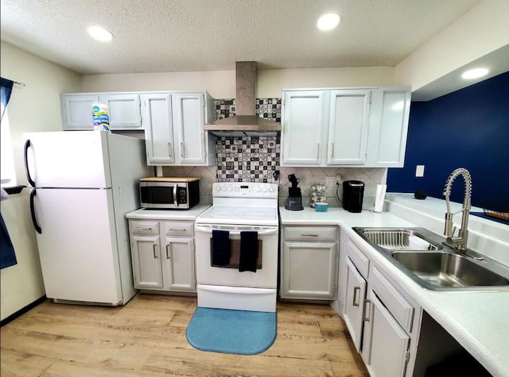2br | 2.5ba Townhome With Pool & Amenities - McAllen, TX