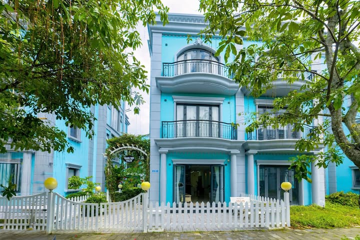 Biệt Thự 4 Phòng Ngủ Siêu ĐẹP - Phú Quốc