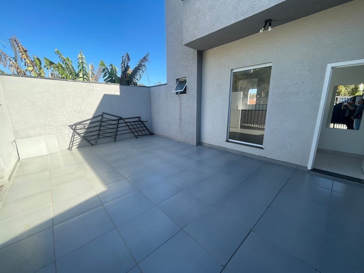 Casa 2 Quartos E 2 Vagas De Garagem - Atibaia
