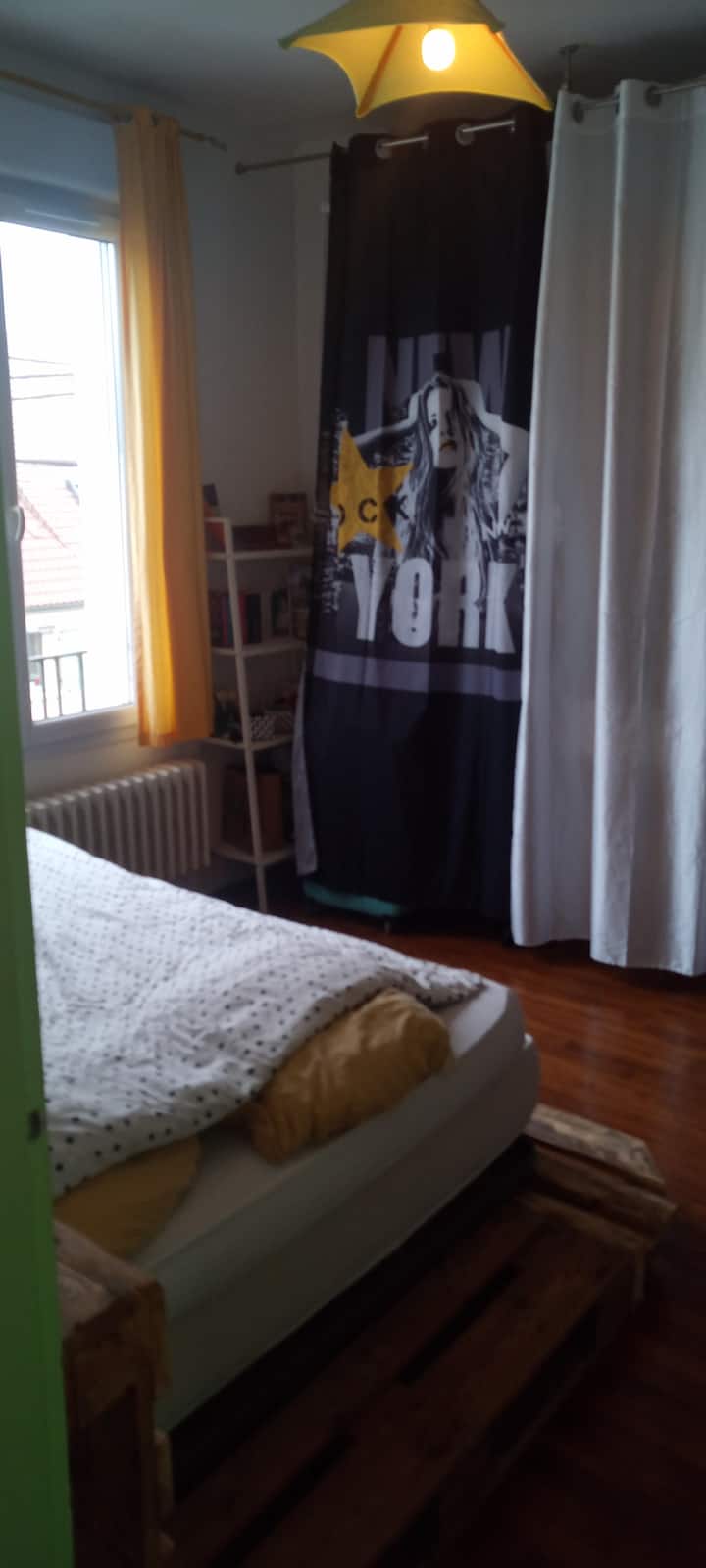 Chambre 2, Un Lit Double + Petit Dej - Le Mans