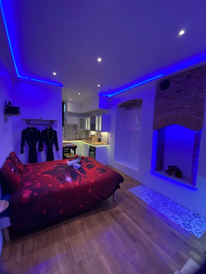 Studio Moderne Ville Haute Gray - Gray