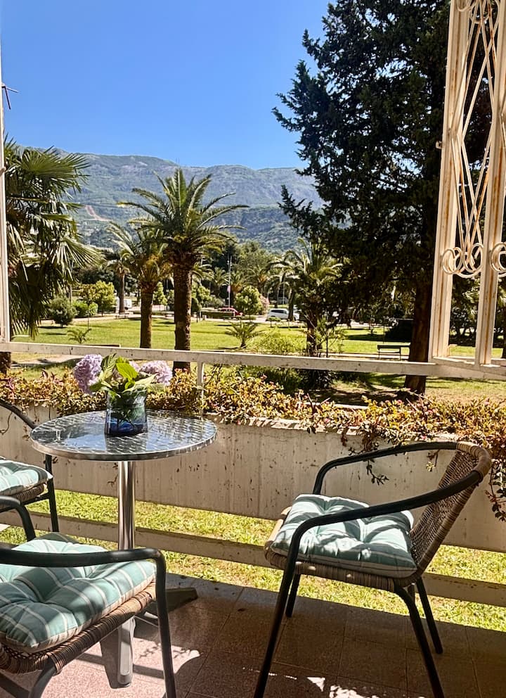 Family 2bdr Apartment Close To The Slovenska Beach - Budva