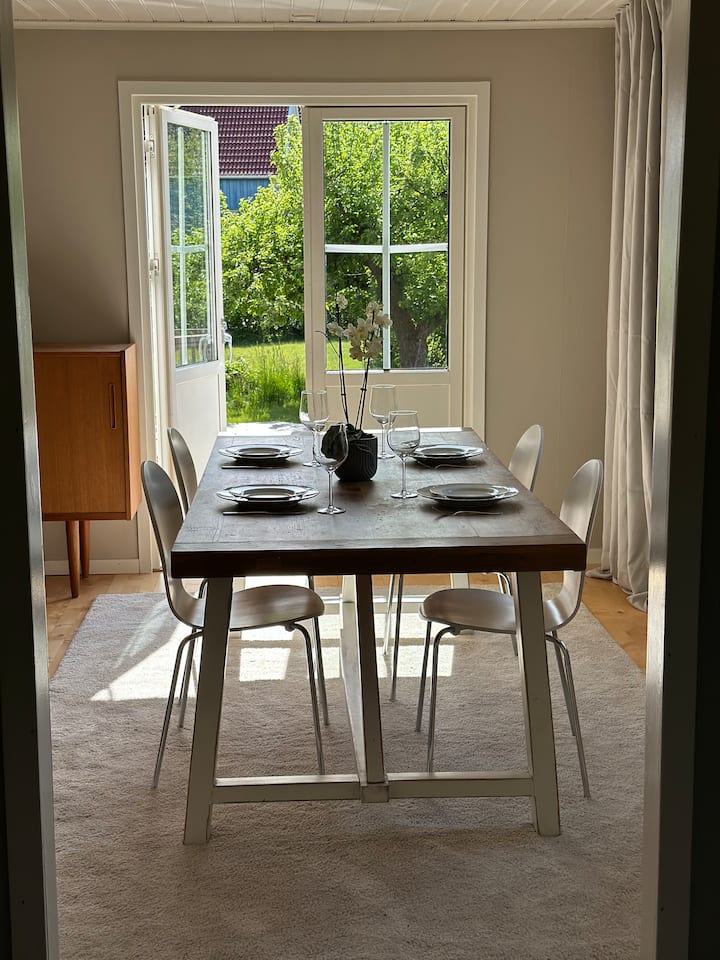 Trähus Med Charm För Stor Familj - Trollhättan