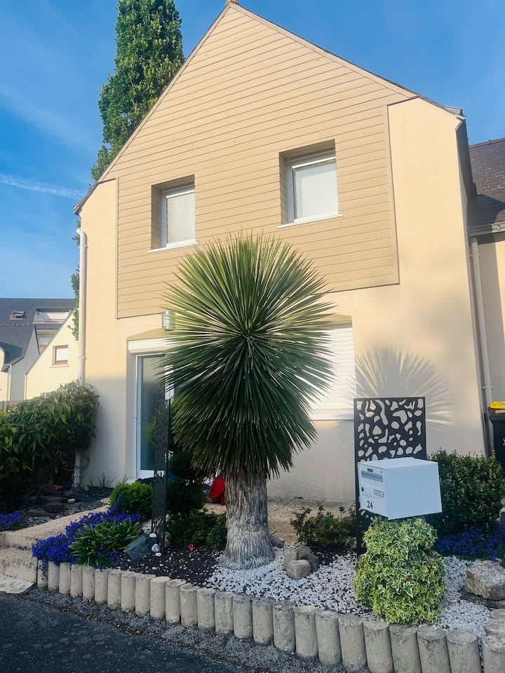 Maison Avec Jardin. - Vannes