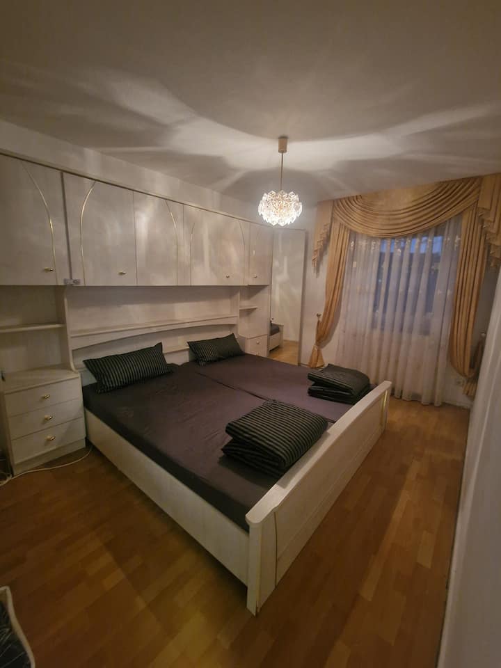 Zweizimmerwohnung Im Erdgeschoss - Cologne