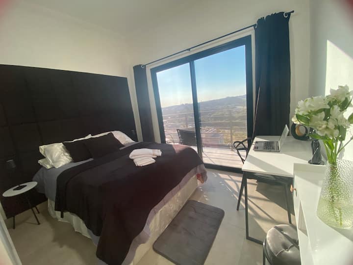 Estadia Simples, Com Suíte Em Casa De Anfitriã - Jaguariúna