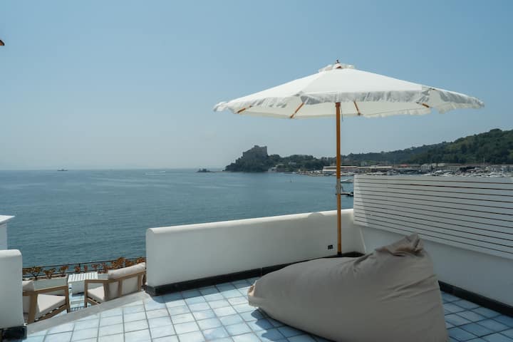 Ayla - Panoramic Luxury Escape - Monte di Procida