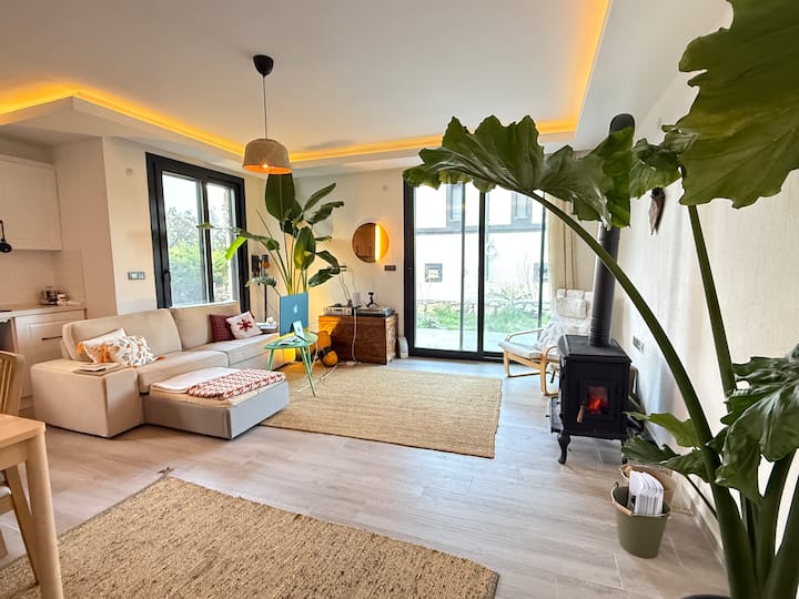 Peaceful Stay At Villa Saip - Karaburun