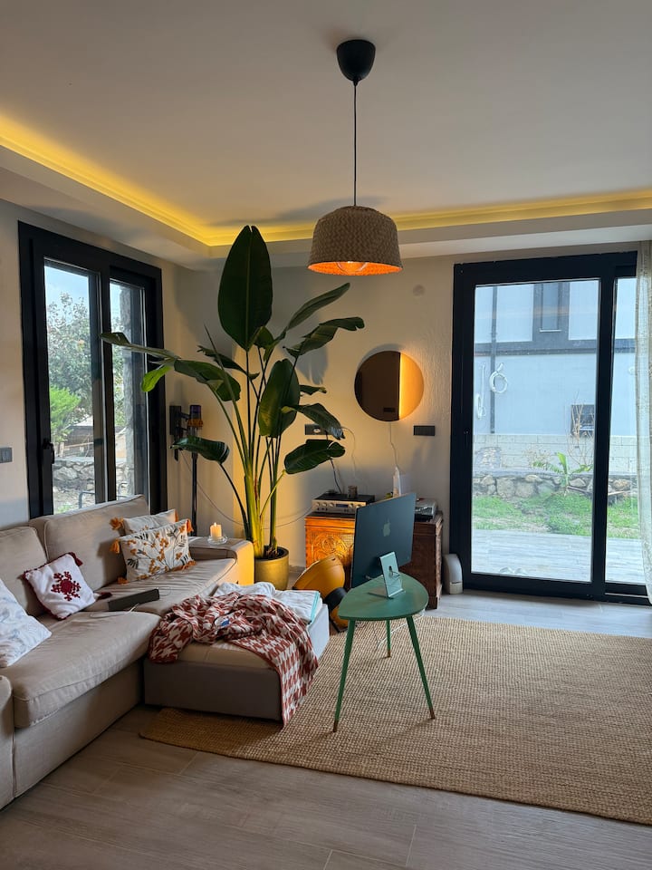Peaceful Stay At Villa Saip - Karaburun