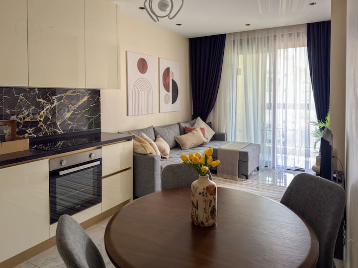 Qoople Oba Select Apartments-250m To Beach - Oba