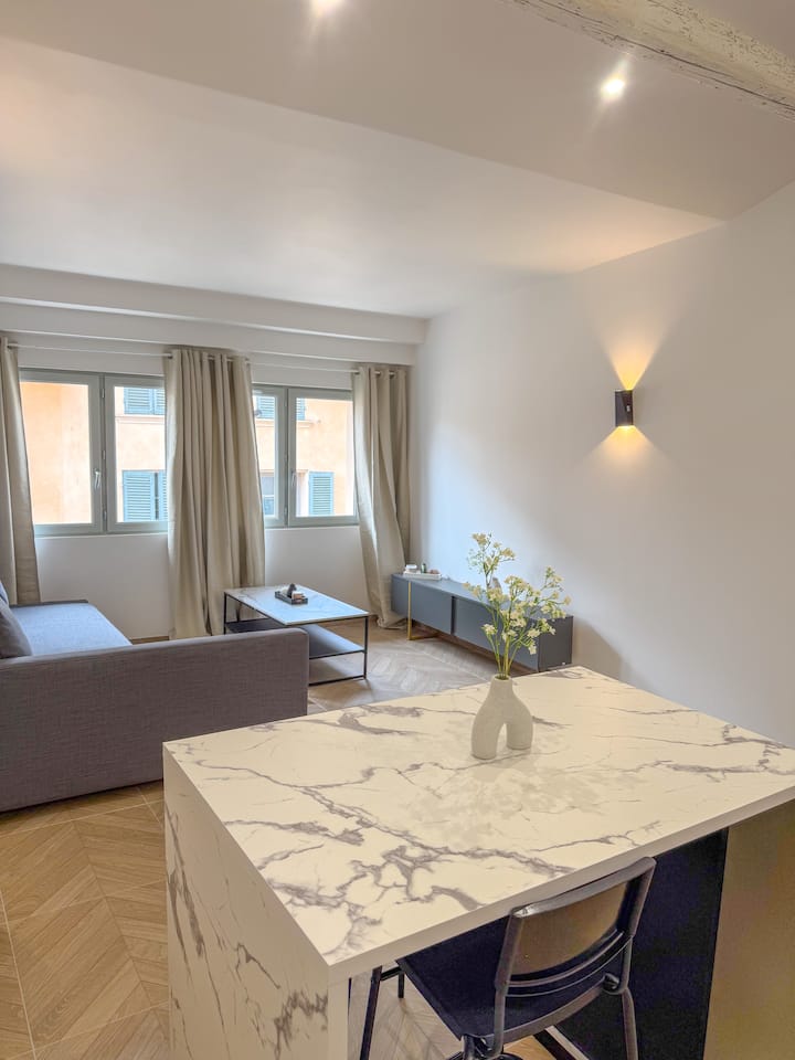 T2 Luxe Design Hyper Centre Tv Wifi Clim - Toulon