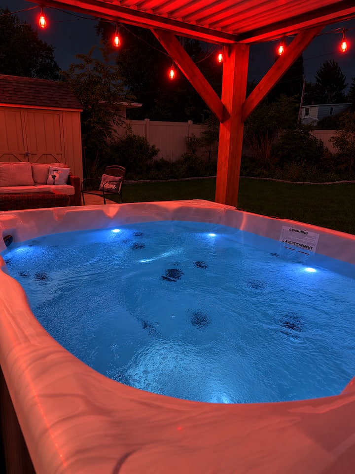 Private Home With Hot Tub In Wine + Golf Country - Niagara Falls