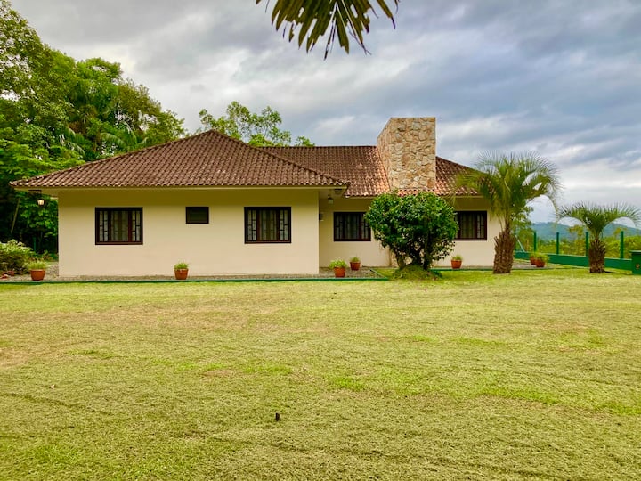 Villa Venata Eventos/hospedagem - Joinville, Brasil