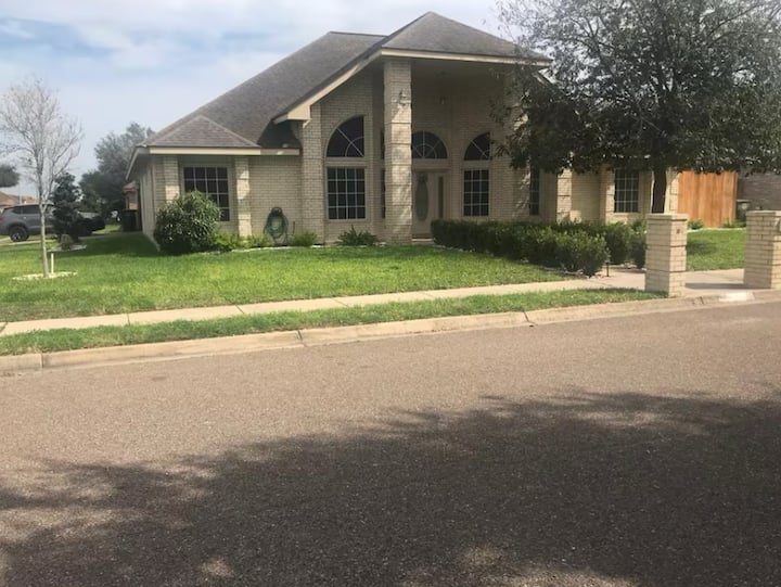 Casa/4 Hab/alberca/9 Min Moll - Mission, TX