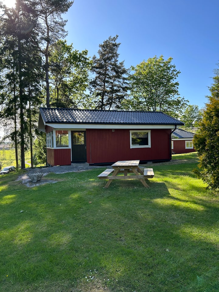 Liten Stuga För Två, Nära Till Skog Och Bad. - Mellerud