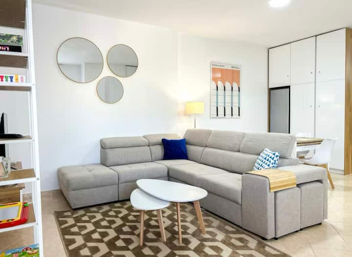 Seaside Retreat By Adriatic Living - Golem