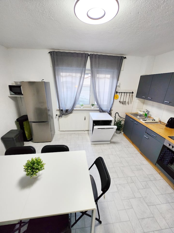 Mustang 1 Monteurwohnung 4–7p Nähe Ab, Hu, F, - Alzenau