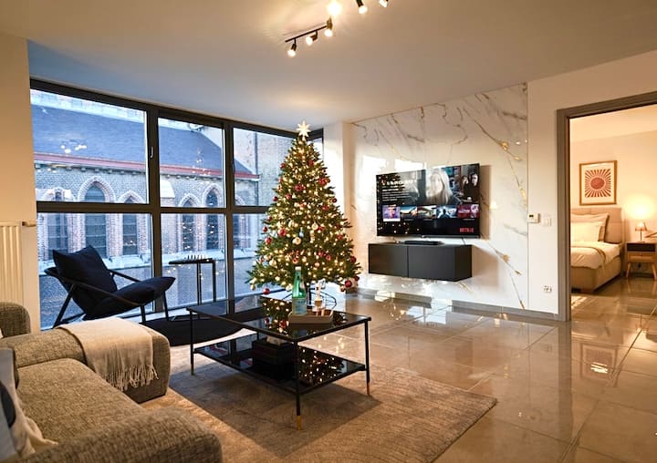 Chic Loft Facing Neo-gothic Church - Gent