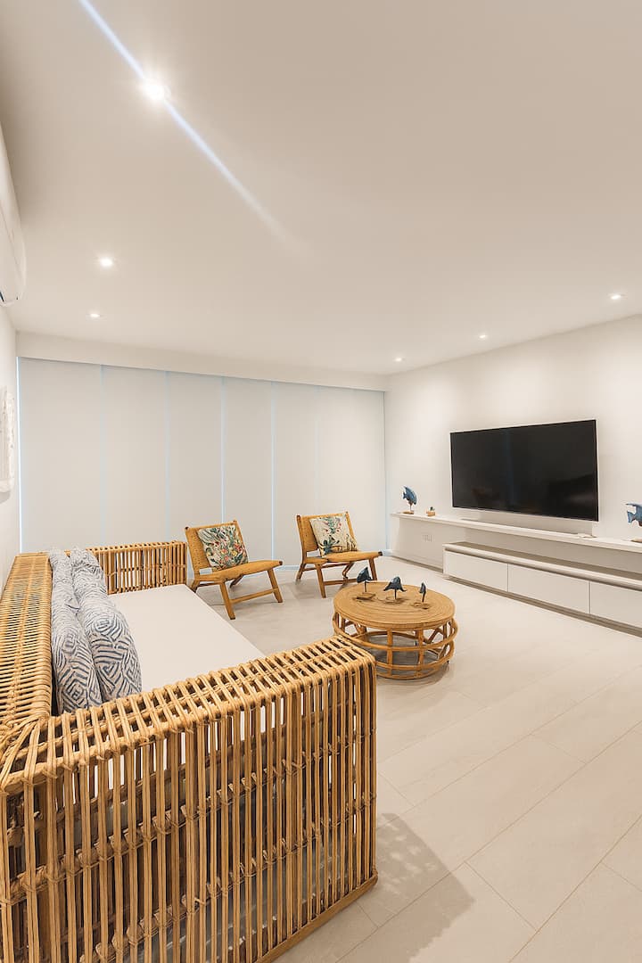 Apto Moderno Al Lado De La Playa - San Andrés