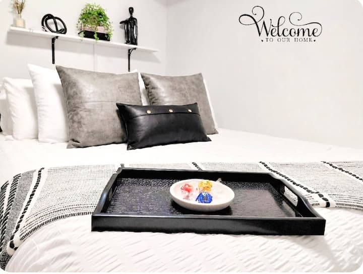 Oasis 1br + Pull-out | Private Parking| - Silver Spring, MD