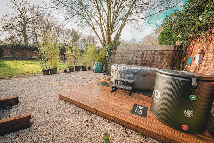 Cottage In Taplow With A Hot Tub - Maidenhead