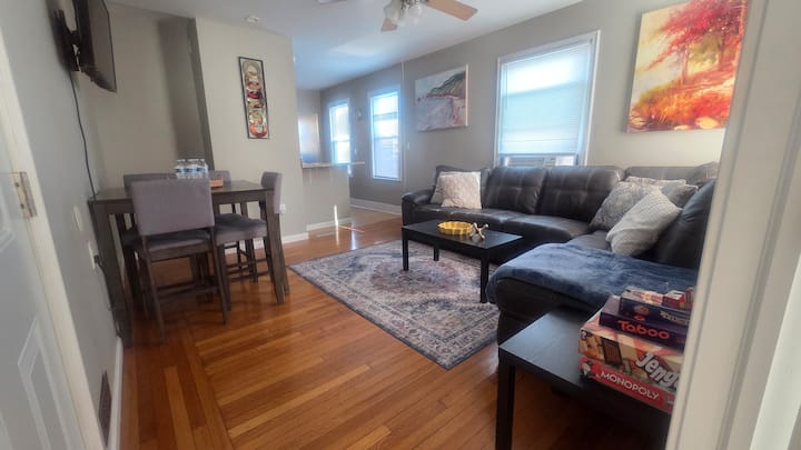 3 Br Apartment In West Haven Near Unh, Yale - New Haven, CT