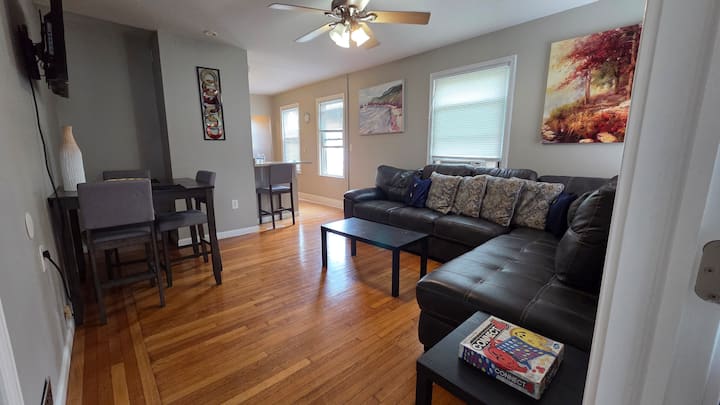 3 Br Apartment In West Haven Near Unh, Yale - New Haven, CT