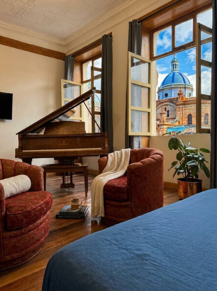 Piano Suite With
Cathedral View - Cuenca